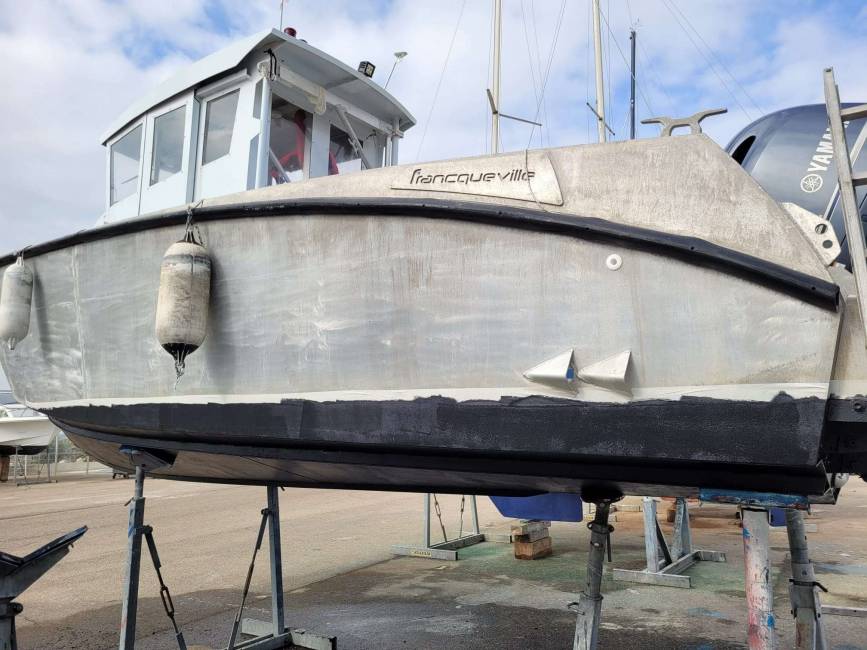 Toilette automnale pour INO le bateau du GIPREB - GIPREB - Etang de Berre